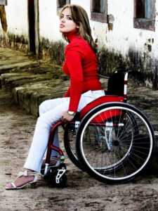 Moda e Beleza para Mulheres Cadeirantes - Lifestyle